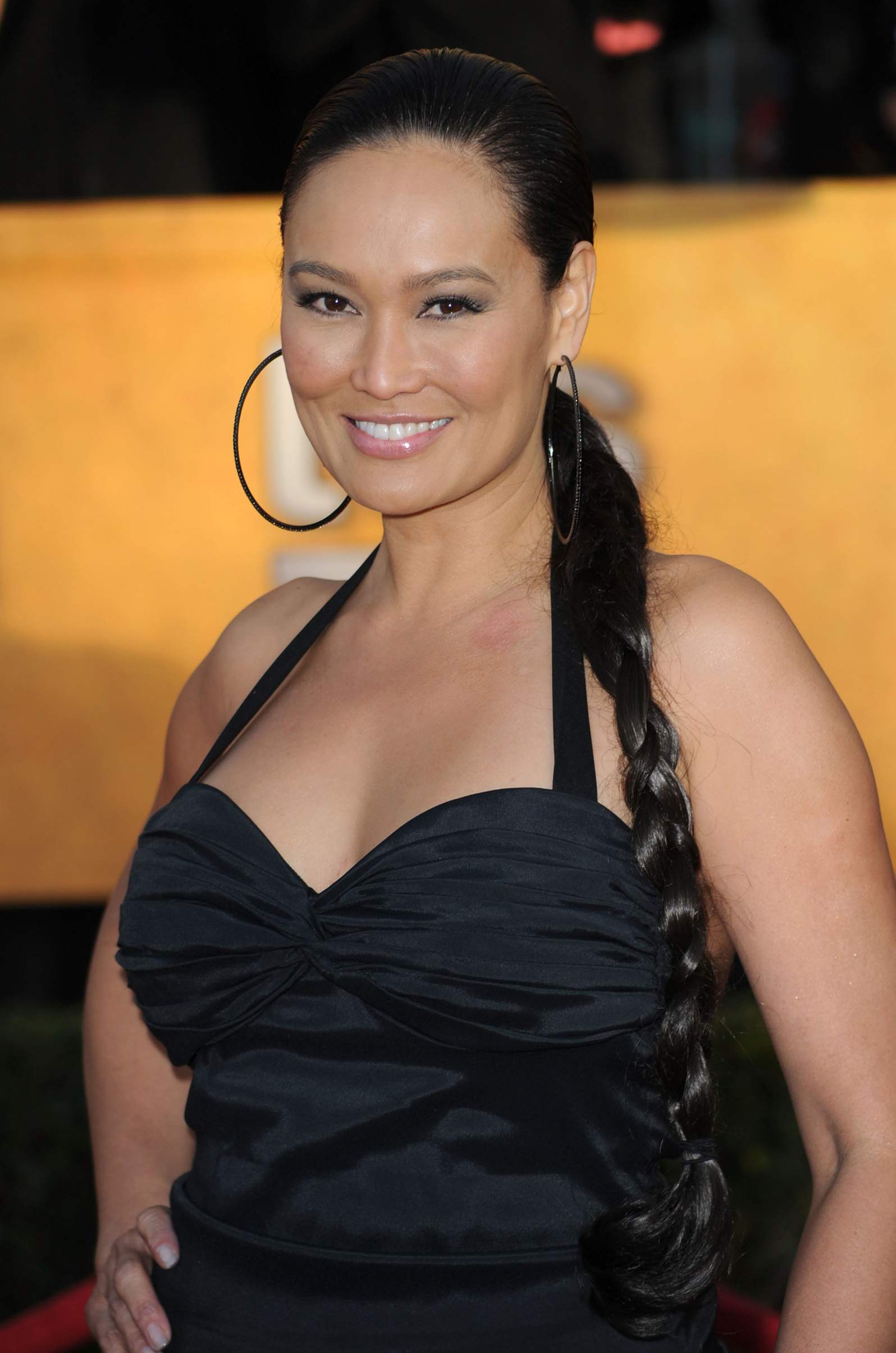 Tia Carrere Photo 126 Of 214 Pics Wallpaper Photo 256941 Theplace2
