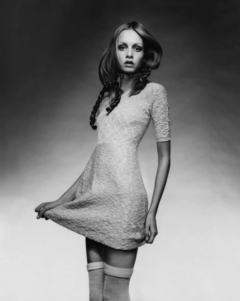 Twiggy photo gallery - high quality pics of Twiggy | ThePlace Twiggy photo gallery - high quality pics of Twiggy | ThePlace