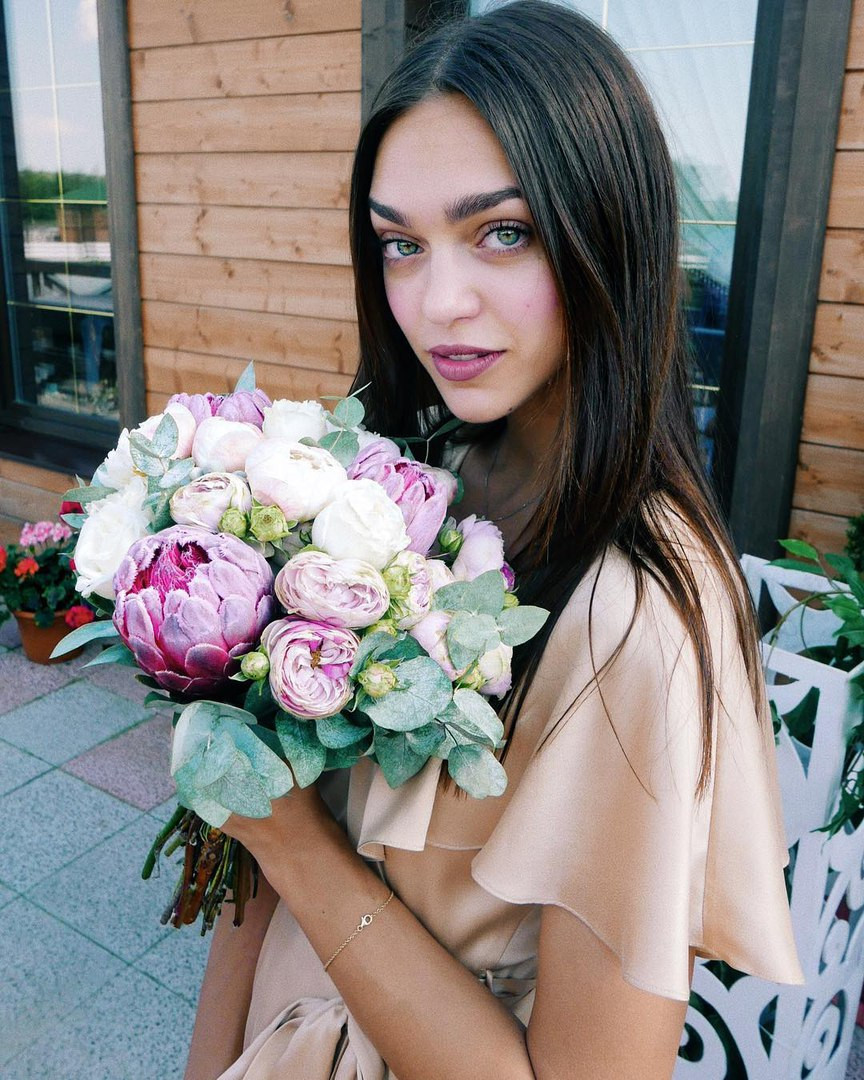 Zhenya Katava Photo 272 Of 558 Pics Wallpaper Photo 958015 Theplace2