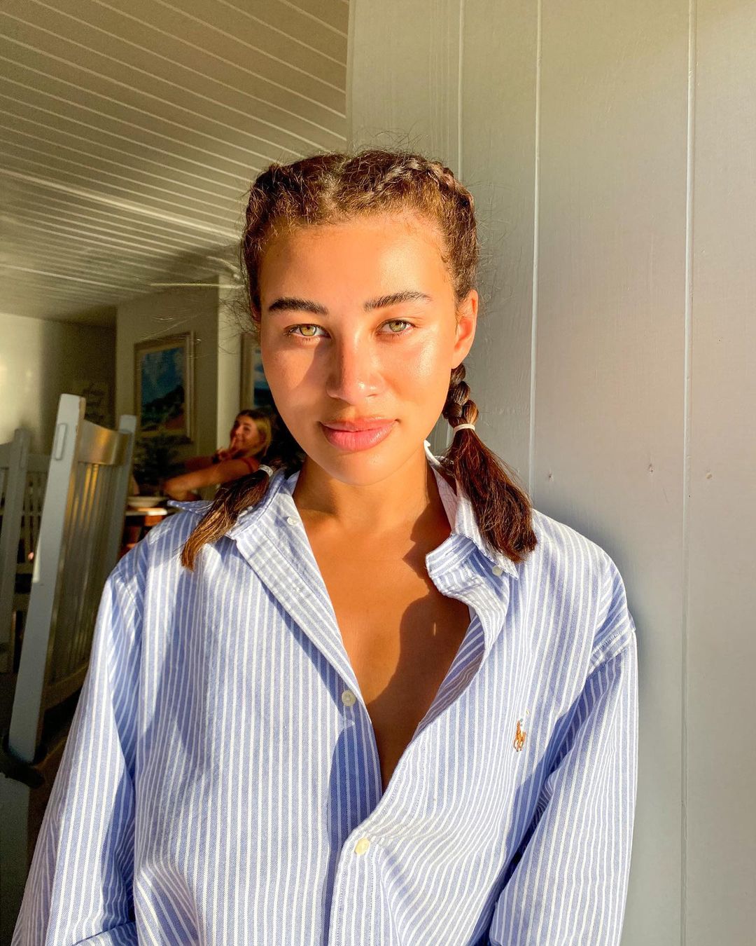 Montana Brown Instagram Theplace2